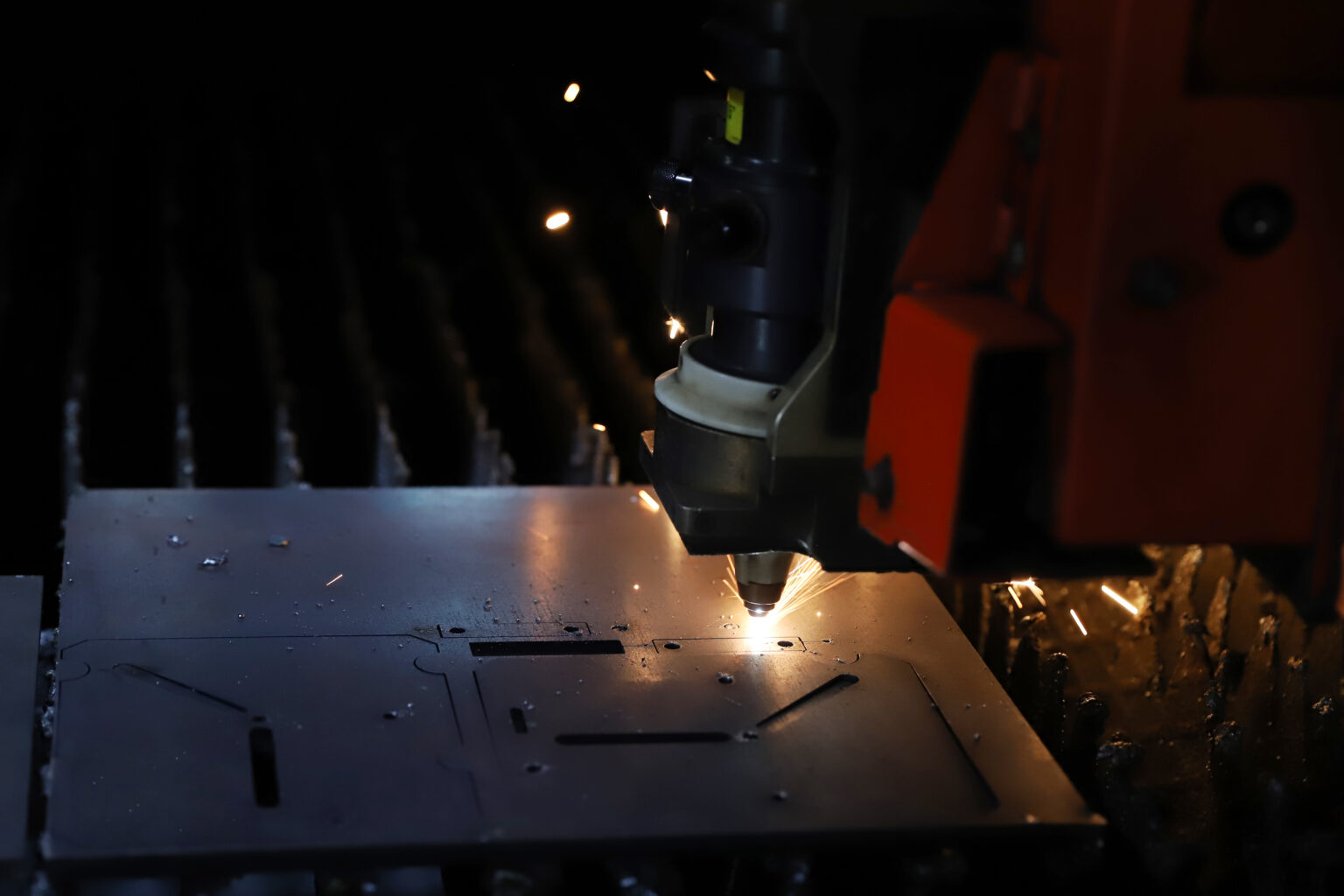 Grabado Láser en Acero Inoxidable: Servicio - FERRO INDUSTRIAL